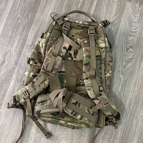 U.S. Army | Bags | New Army Issued Rucksack With Frame Lbt2595zz | Poshmark